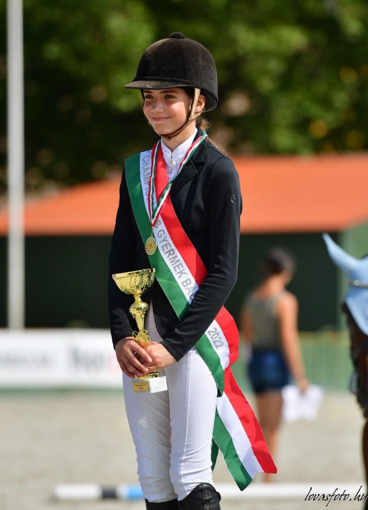 H. Nagy Emma az ifjúsági, Bodnár Annabell, Hegedűs Laura Lili ...